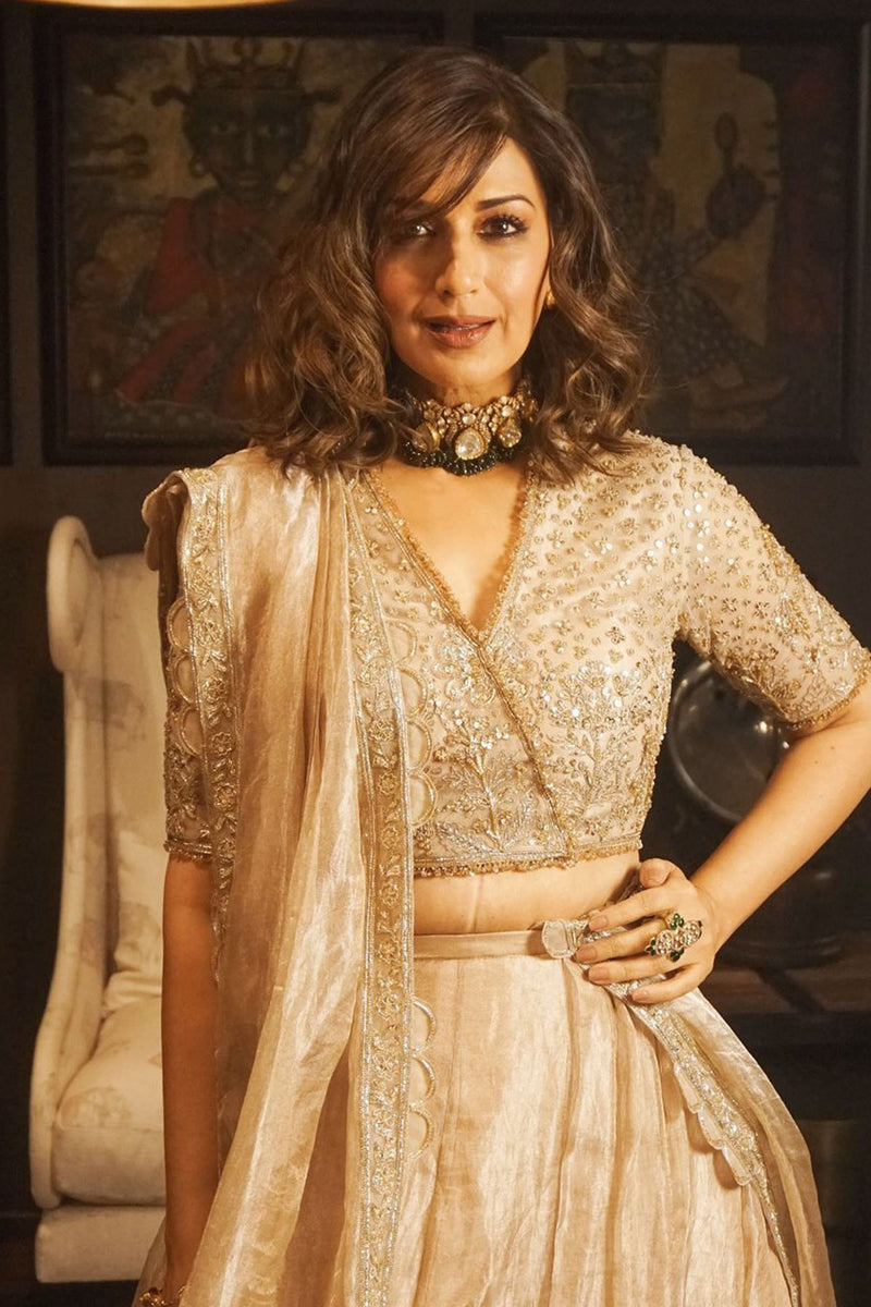 Sonali Bendre in Zarina Lehenga set – Ridhi Mehra