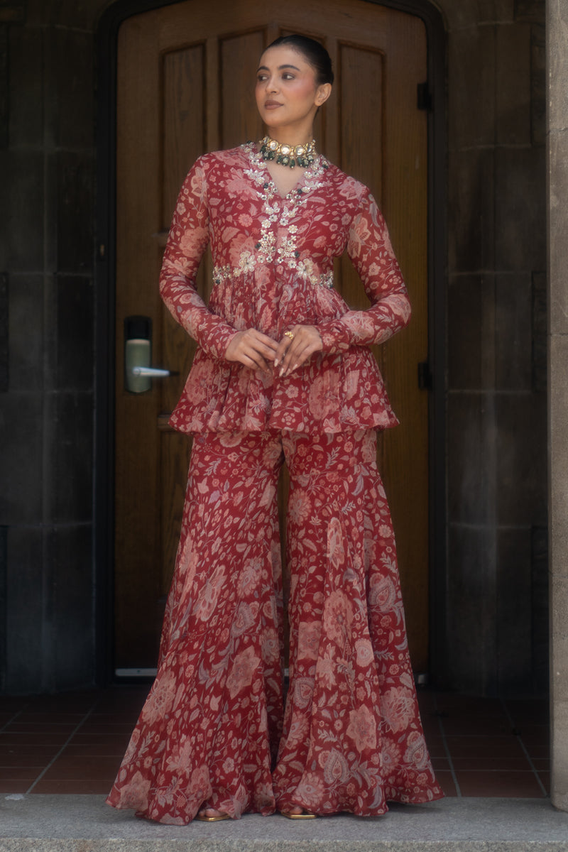 SIMRAN MAND IN AWESPIRING PEPLUM GHARARA SET – Ridhi Mehra